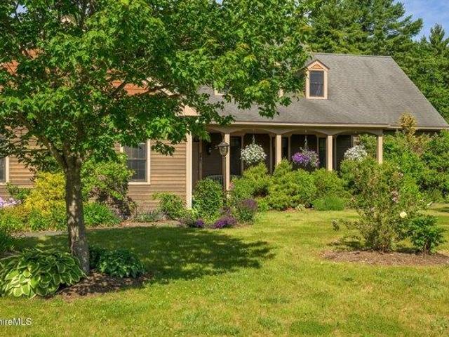 4 bedroom, Lenox MA 01240 104946779