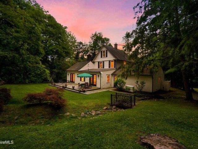 4 bedroom, Lenox MA 01240 105104681