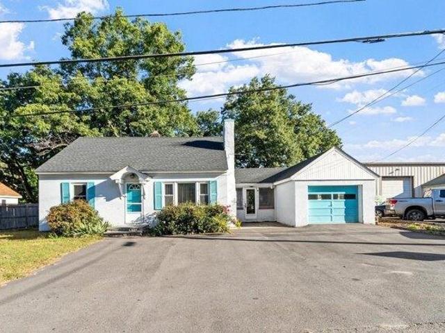 4 bedroom, Leominster MA 01453 105575801