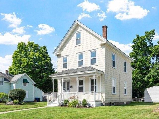 4 bedroom, Leominster MA 01453 105061412
