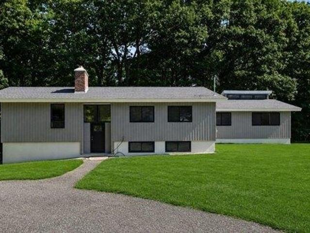 4 bedroom, Leominster MA 01453 105156580