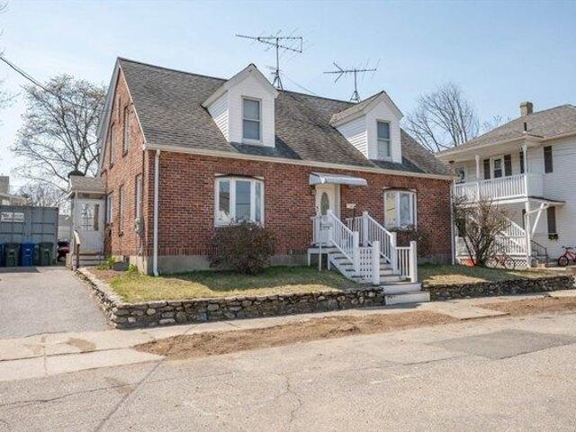4 bedroom, Leominster MA 01453 LS102776931