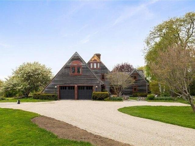 4 bedroom, Little Compton RI 02837 104788663