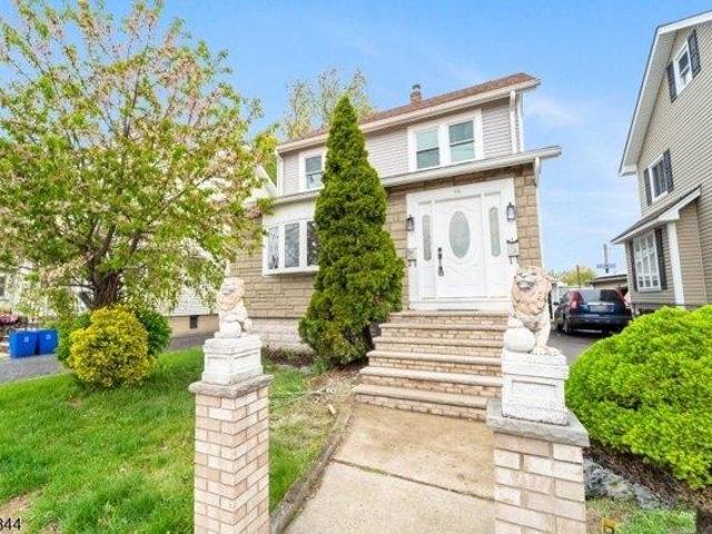 4 bedroom, Little Ferry NJ 07643 105125572