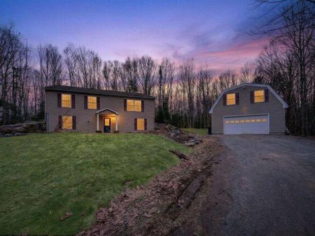 4 bedroom, Littleton NH 03561 102562398