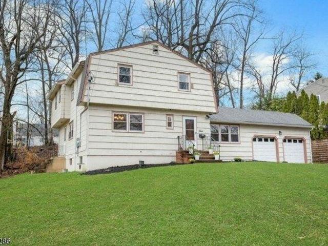 4 bedroom, Livingston NJ 07039 102214048
