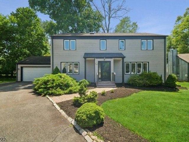 4 bedroom, Livingston NJ 07039 104570231