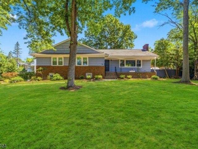 4 bedroom, Livingston NJ 07039 104189589