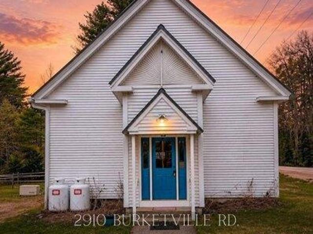 4 bedroom, Liberty ME 04949 104570474