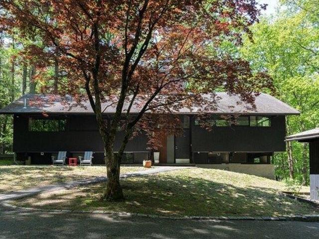 4 bedroom, Lincoln MA 01773 103161401