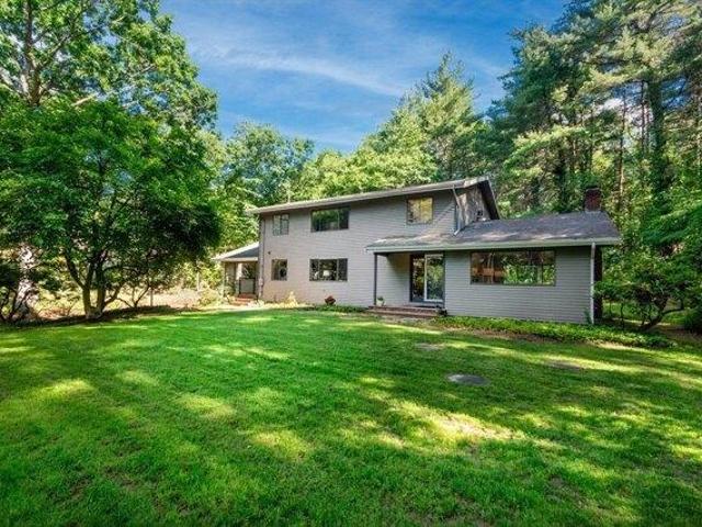 4 bedroom, Lincoln MA 01773 104789475