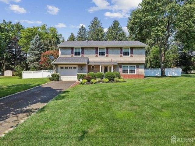 4 bedroom, Lincroft NJ 07738 104808586