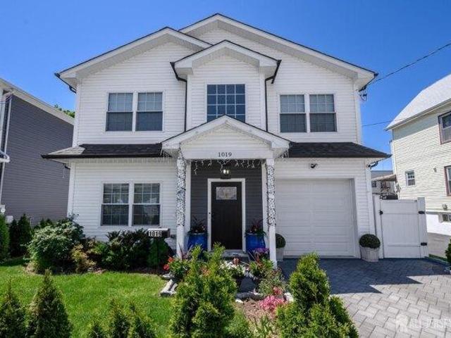 4 bedroom, Linden NJ 07036 104898301