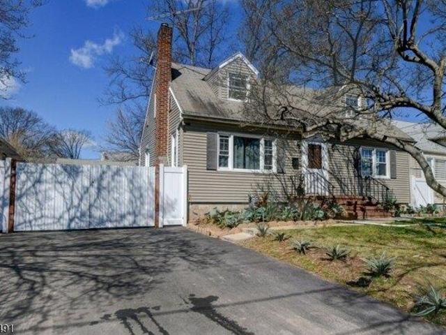 4 bedroom, Linden NJ 07036 104907857