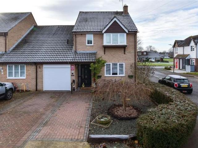 4 Bedroom Link Detached House
