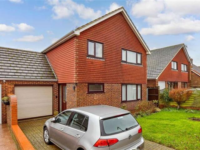 4 Bedroom Link Detached House