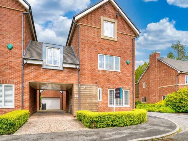 4 Bedroom Link Detached House