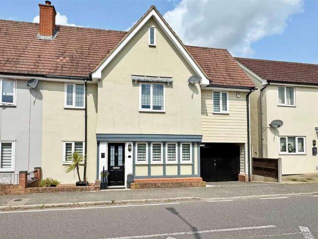 4 Bedroom Link Detached House