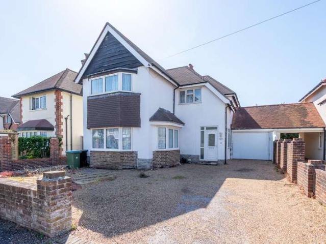 4 Bedroom Link Detached House