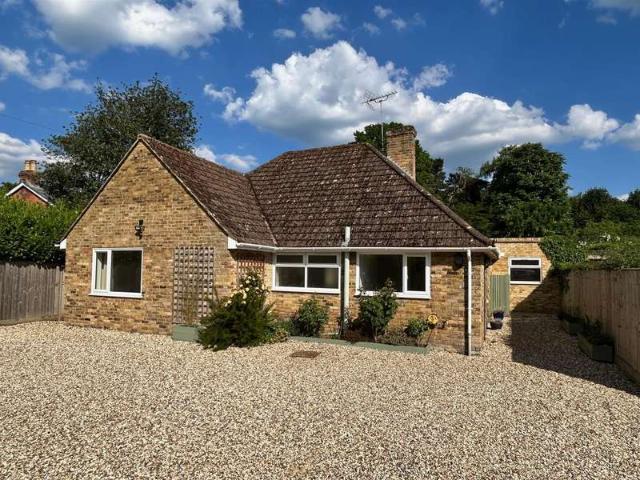 4 Bedroom Link Detached House