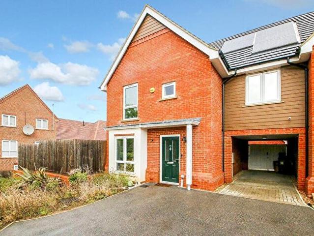 4 Bedroom Link Detached House To Rent In Poulter Croft, Middleton, MK10