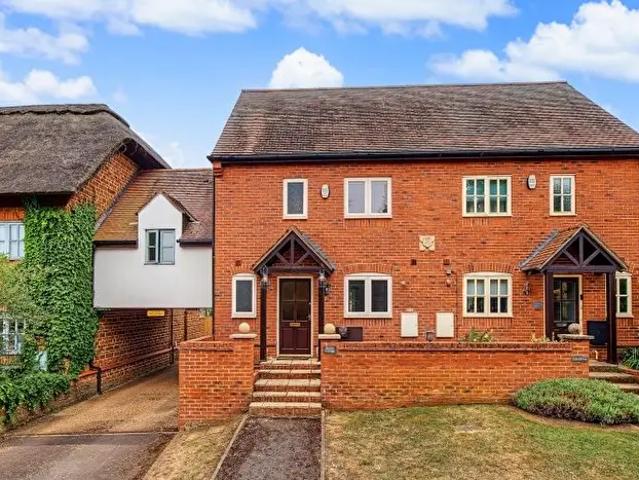 4 Bedroom Link Detached House To Rent In The Maltings, Hook Norton, Banbury, OX15