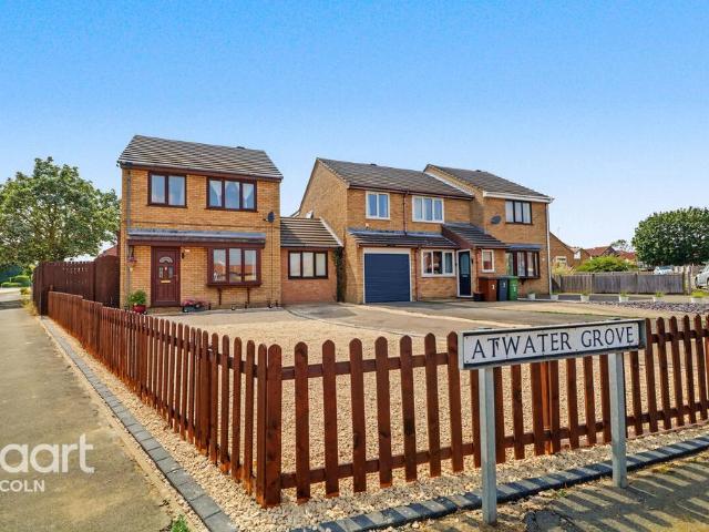 4 bedroom link detached house for sale