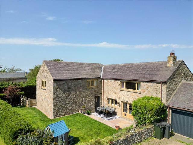 4 bedroom link detached house for sale