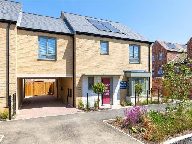 4 bedroom link detached house for sale