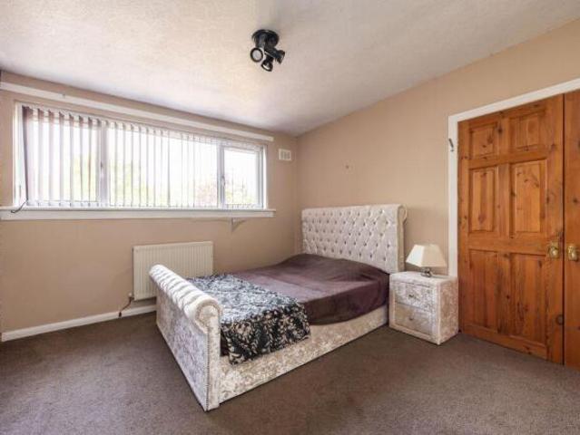 4 bedroom link detached house for sale in 8 Strathalmond Court, Edinburgh, EH4 8AE, EH4