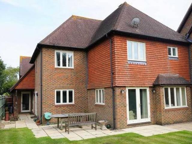 4 bedroom link detached house for sale in Tile Barn Ringmer BN8