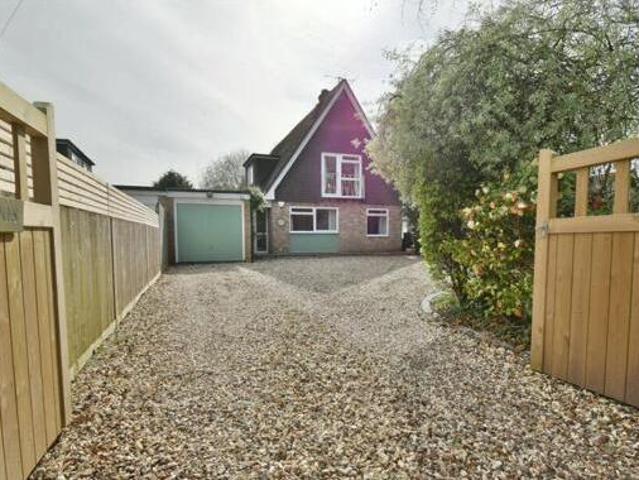 4 Bedroom Link Detached House For Sale In Upper Bucklebury, Reading