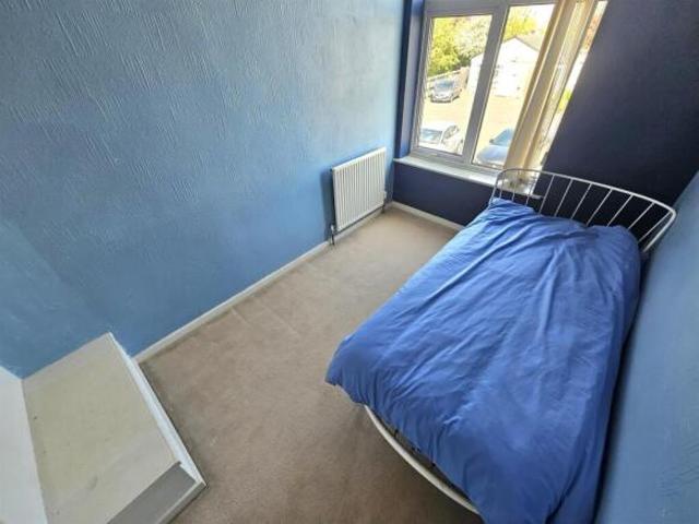 4 bedroom link detached house for sale in Wharton Avenue, Solihull, B92