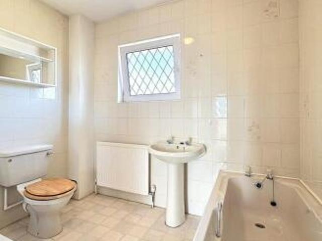 4 bedroom link detached house for sale in Whitegates, Mayals, Swansea, SA3 5HW, SA3