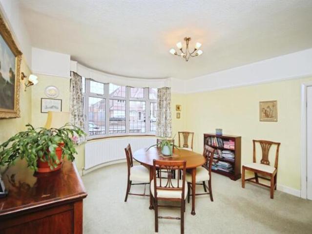 4 bedroom link detached house for sale in Brookvale Road, Solihull, B92
