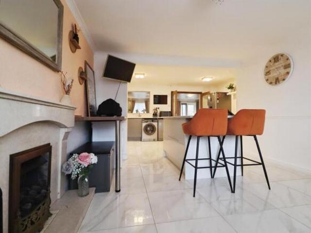 4 bedroom link detached house for sale in Deepfield Close, Cardiff, CF5