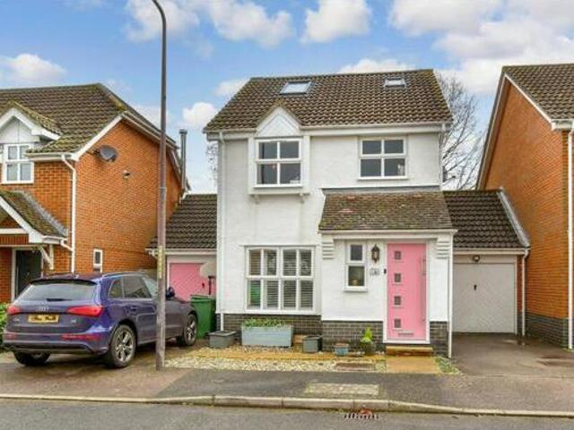 4 Bedroom Link Detached House For Sale In Headcorn