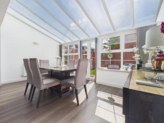 4 bedroom link detached house for sale in Jasmine Square, Woodley, Reading, Berkshire, RG5