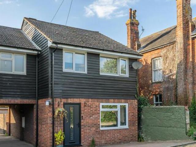4 Bedroom Link Detached House For Sale In Littlebourne