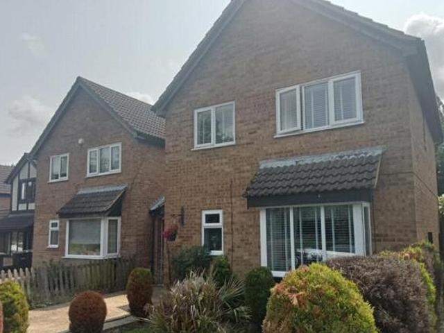 4 Bedroom Link Detached House For Sale In Luton, Bedfordshire
