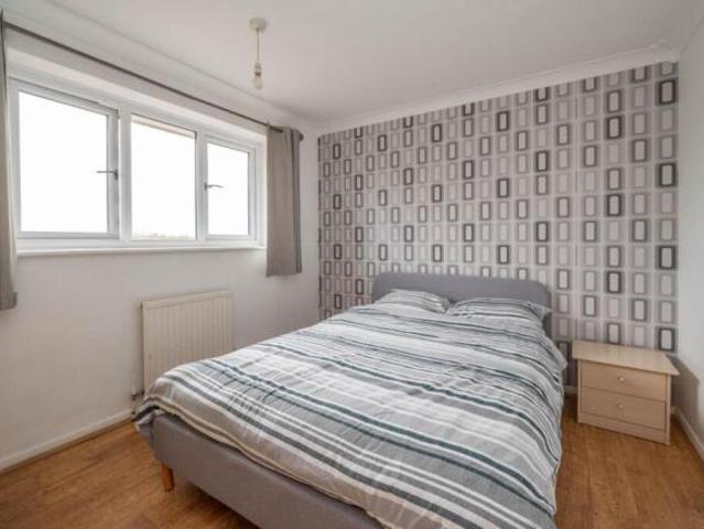 4 bedroom link detached house for sale in Manor Close, Canterbury, CT1