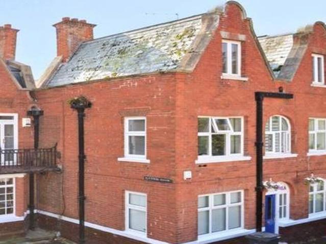 4 bedroom link detached house for sale in May Terrace Sidmouth EX10