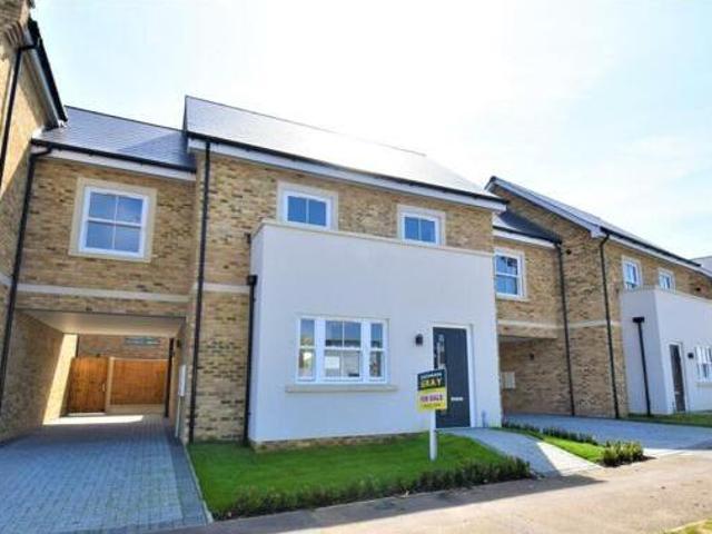 4 Bedroom Link Detached House For Sale In New Garrison Road