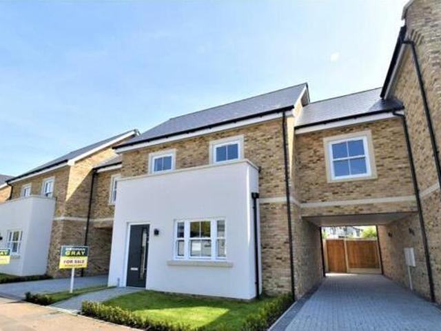 4 Bedroom Link Detached House For Sale In New Garrison Road