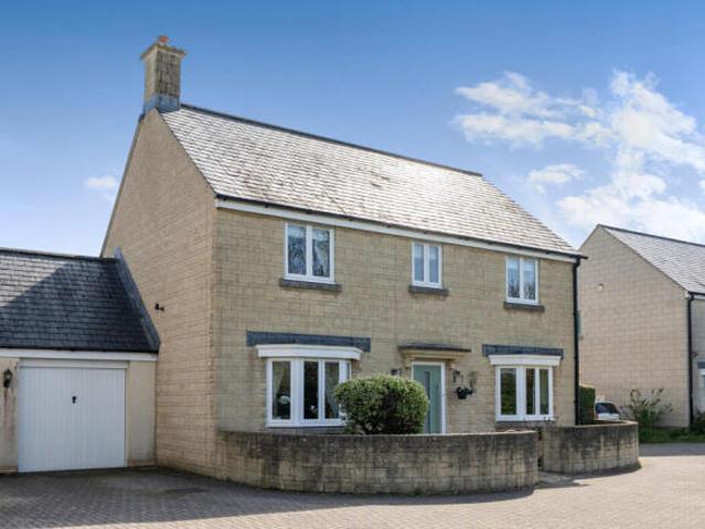 4 bedroom link detached house for sale in Orchid Drive, Bath, Somerset, BA2