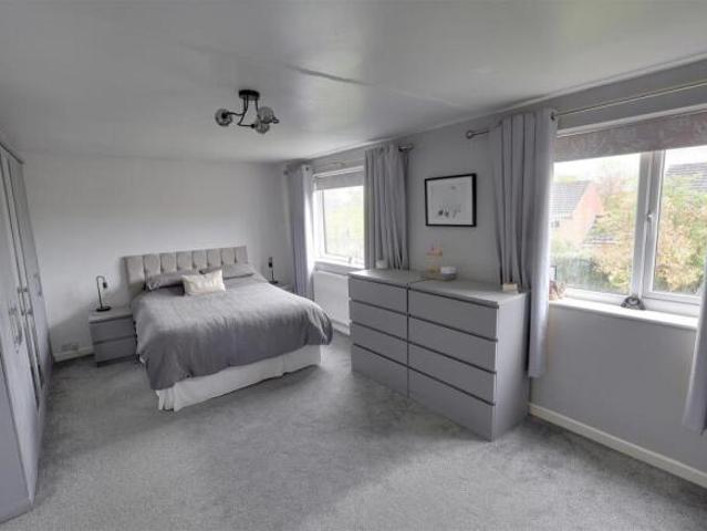 4 bedroom link detached house for sale in Park Brake, Highnam, Gloucester, GL2