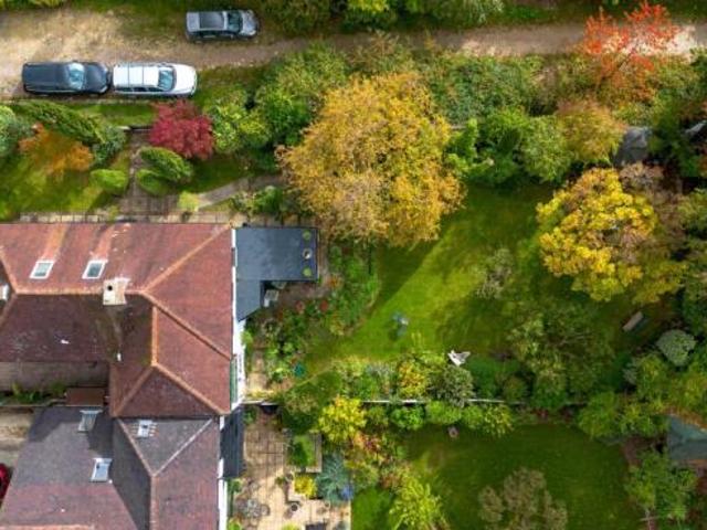 4 bedroom link detached house for sale in Sandfield Road, Headington, OX3