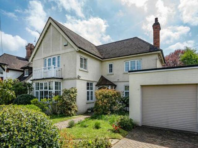4 Bedroom Link Detached House For Sale In Sevenoaks, Kent
