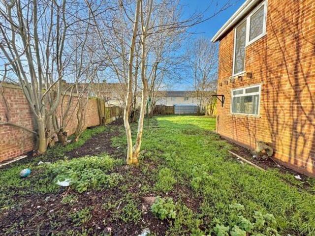 4 bedroom link detached house for sale in Sycamore Road, Coventry, CV2