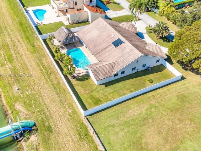 4 bedroom luxury House for sale in Miami, United States